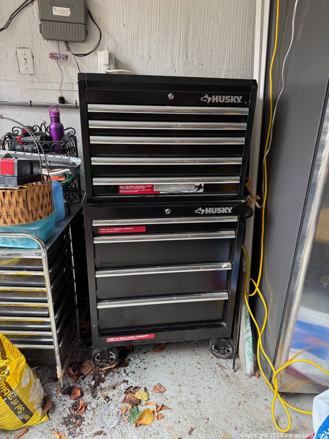 Husky rolling tool cabinet | Maxsold
