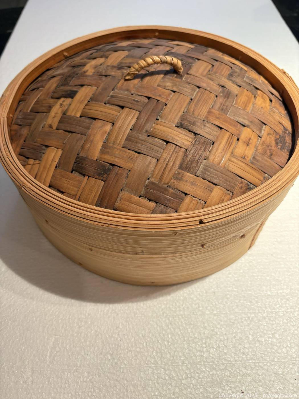 10-Inch Bamboo Steamer With Lid And Base | Maxsold