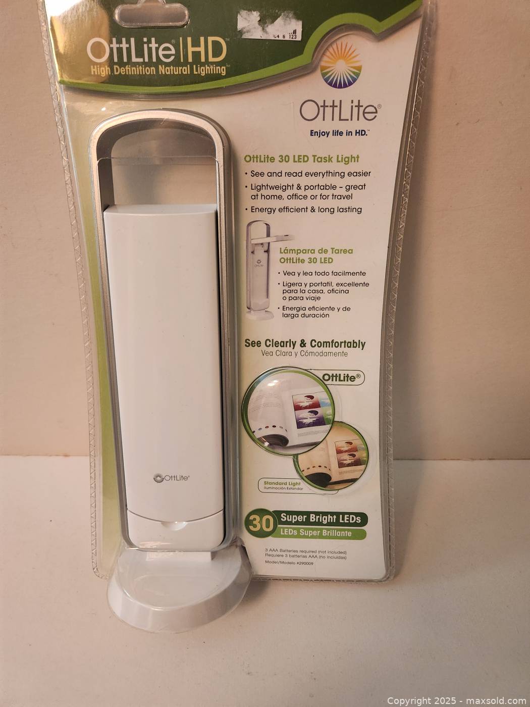 OttLite HD 30 LED folding task light new | Maxsold