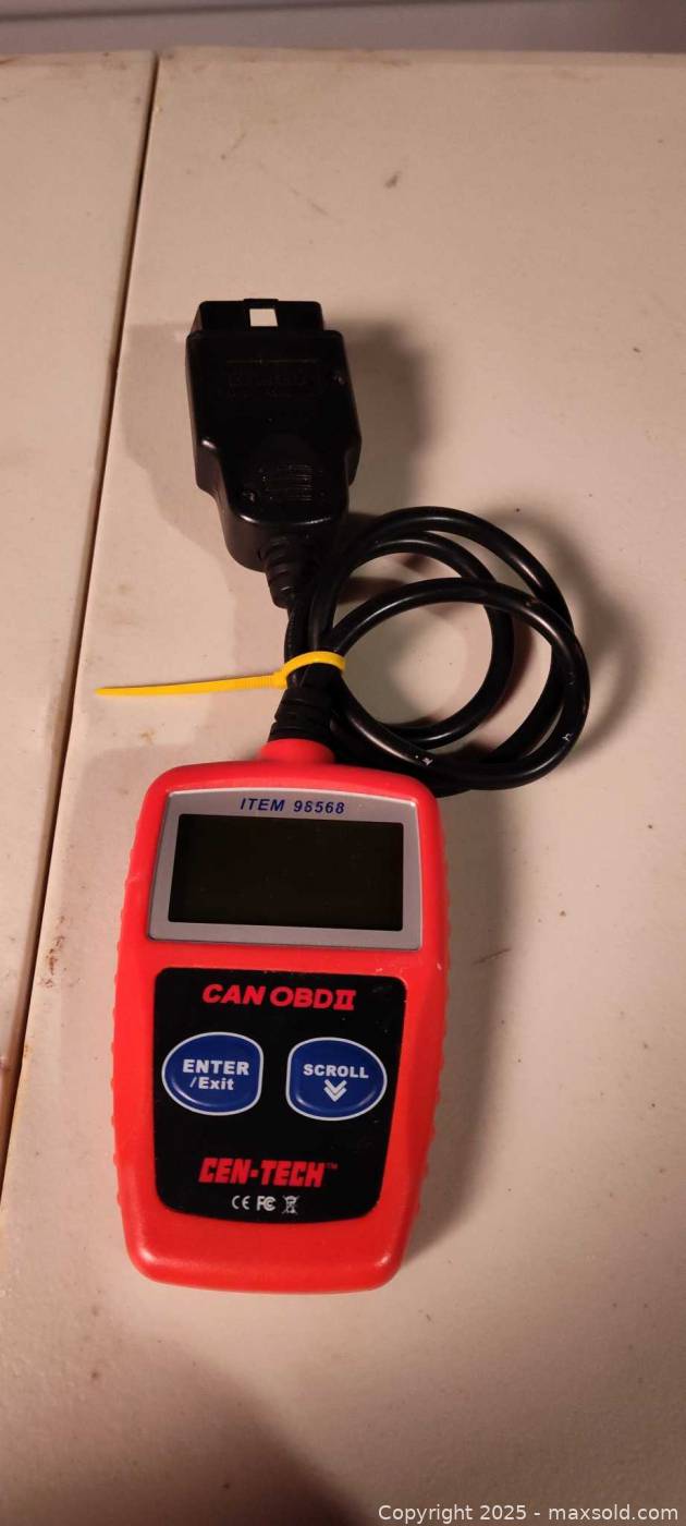 Cen-Tech CAN OBDII Code Reader | Maxsold