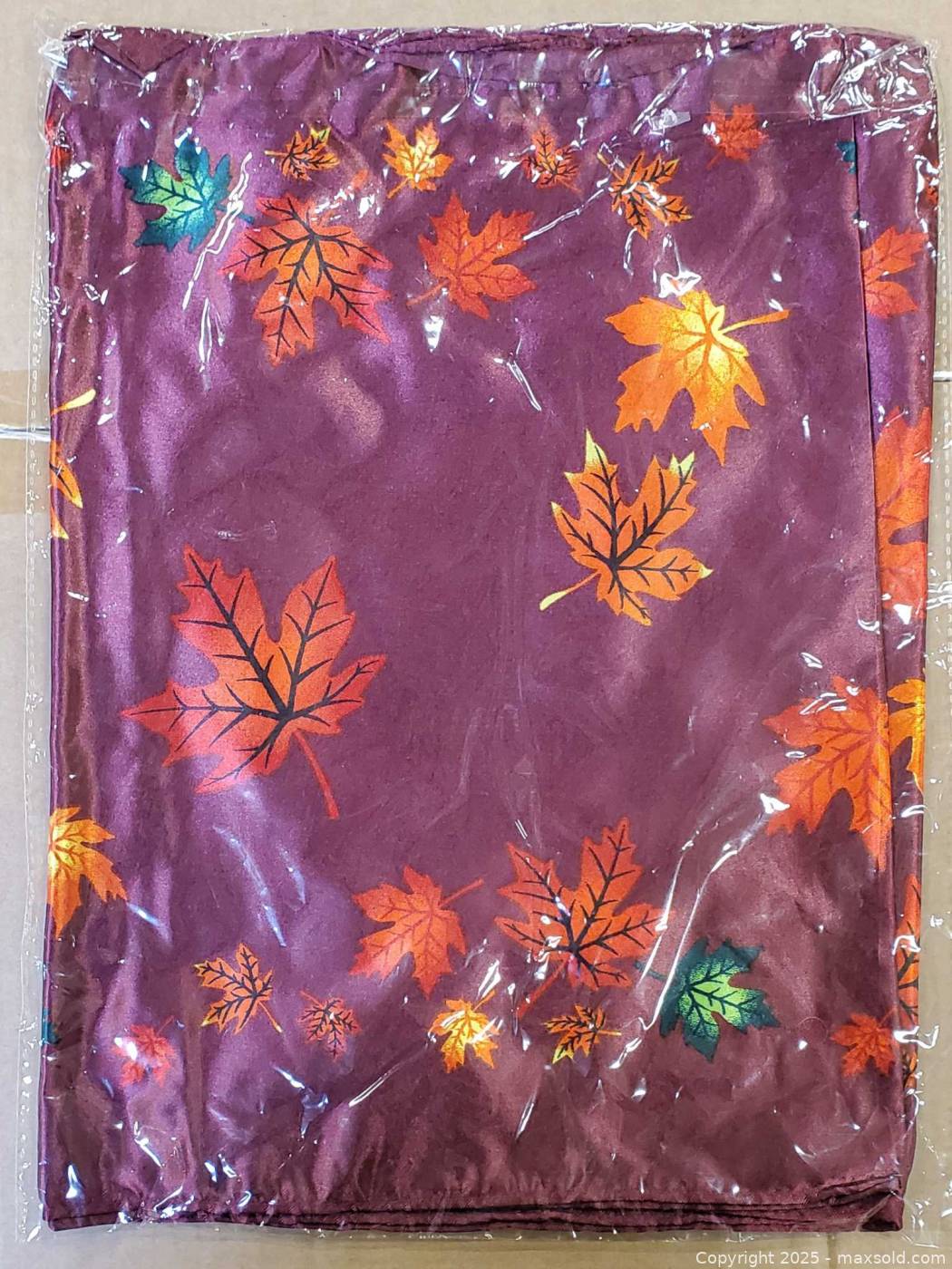 Oscardo Maple Leaf Oblong Scarf 14"x60" | Maxsold