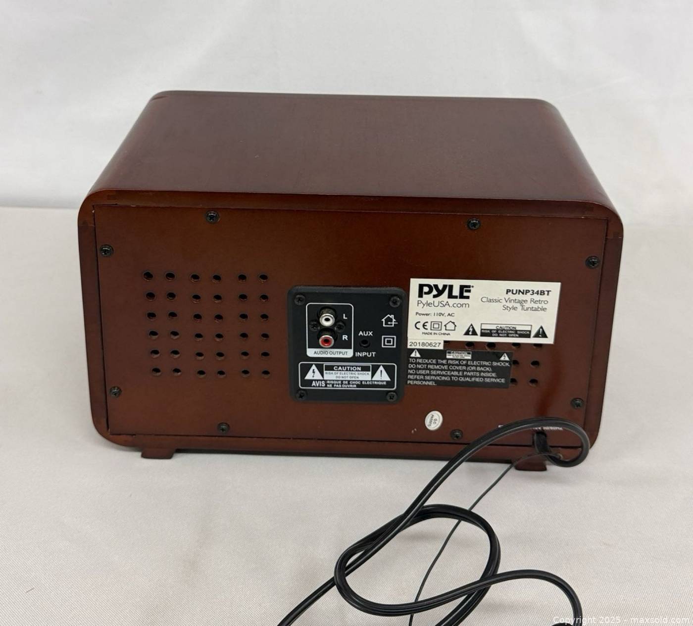 Pyle Vintage Bluetooth Radio Model PUNP34BT | Maxsold