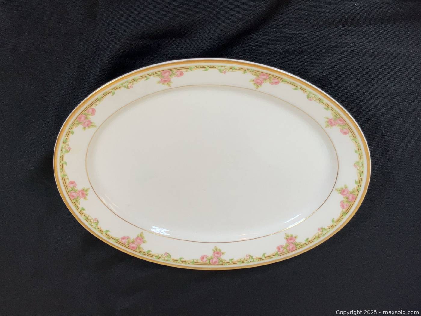 Vintage Limoges Elite 57-Piece Porcelain Dinnerware | Maxsold