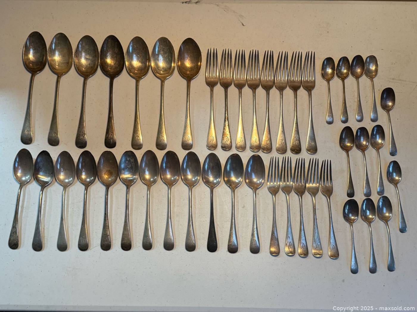 Ryrie Birks sterling silver flatware 45-piece set 2230 g | Maxsold
