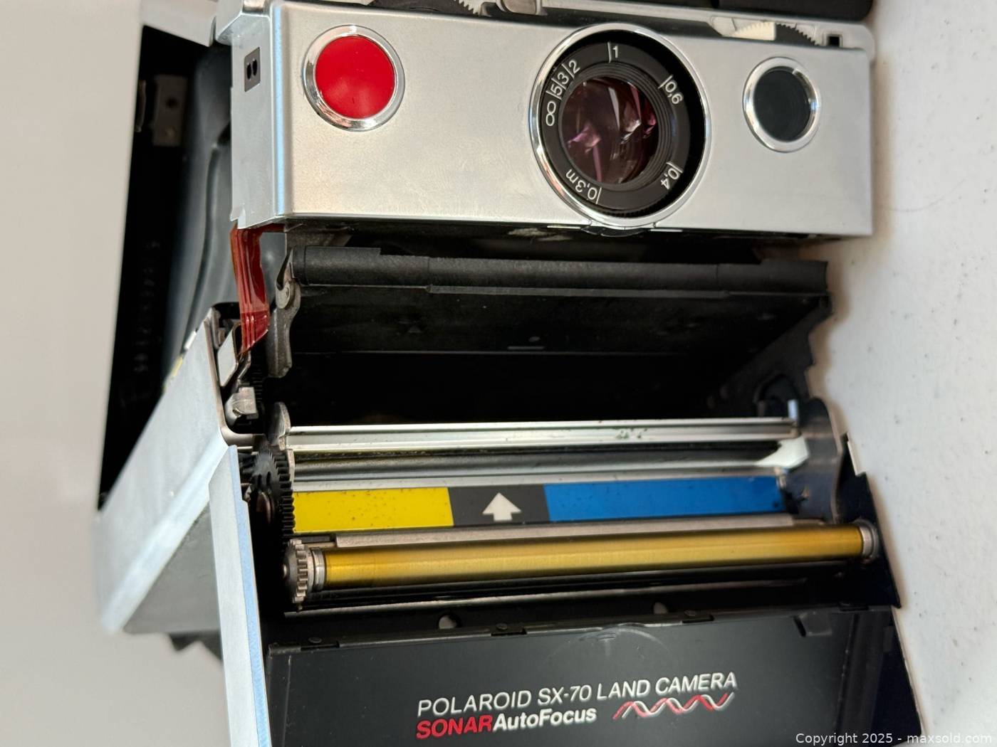 Polaroid SX-70 Sonar Autofocus Folding Camera | Maxsold