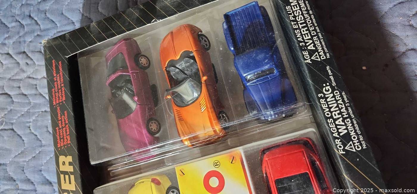 Maisto Power Racer sealed die-cast vehicle set | Maxsold