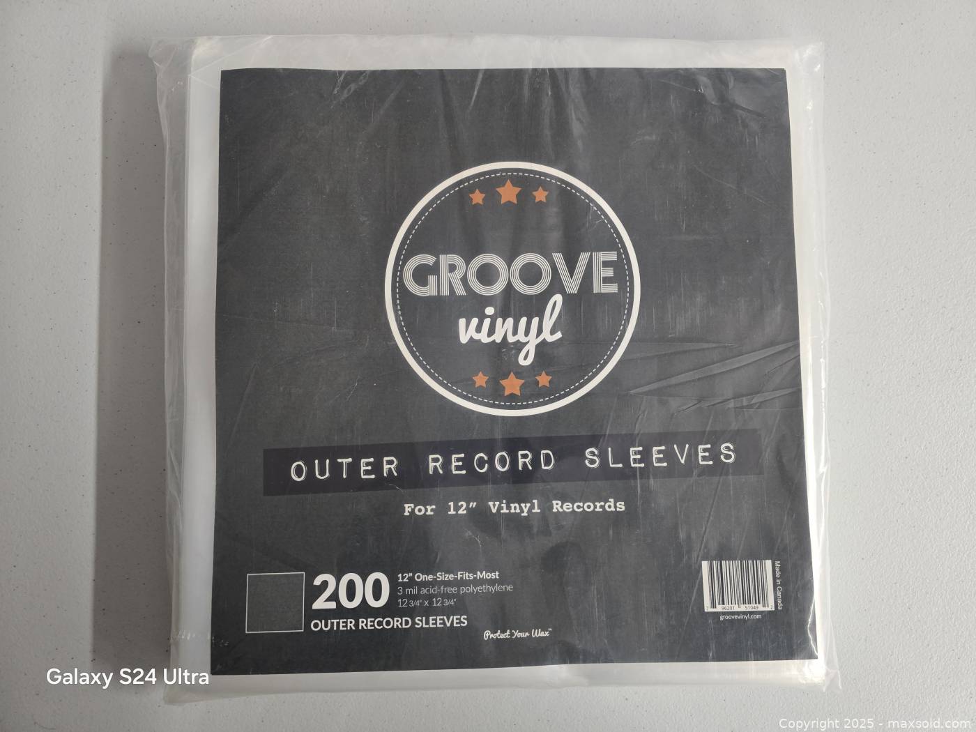 Groove Vinyl package of 200 outer record sleeves | Maxsold