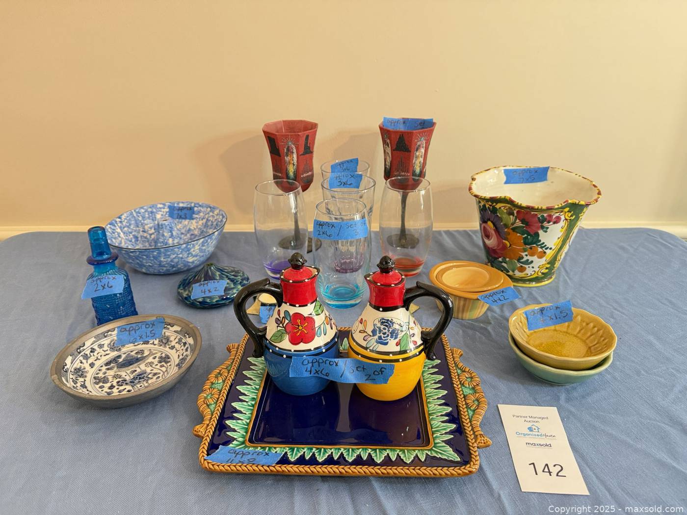 Decorative Ceramics and Glassware Lot | Maxsold