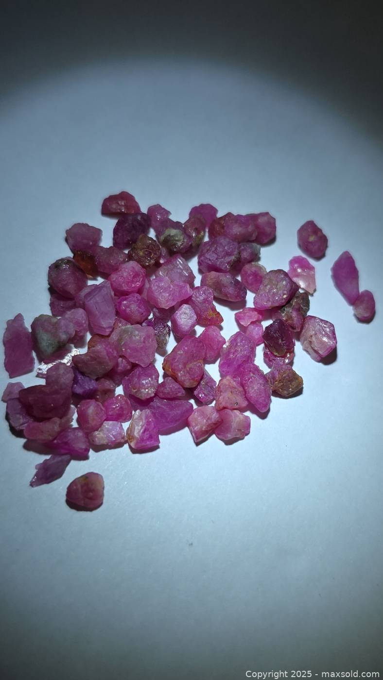 25.31ct Tanzanian Ruby Crystals | Maxsold