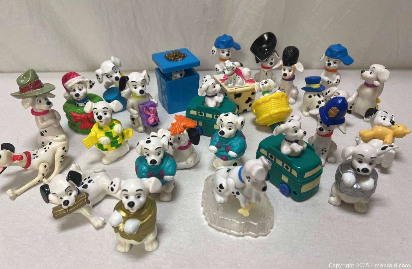 1990s McDonald’s 101 Dalmatians Happy Meal figurines | Maxsold