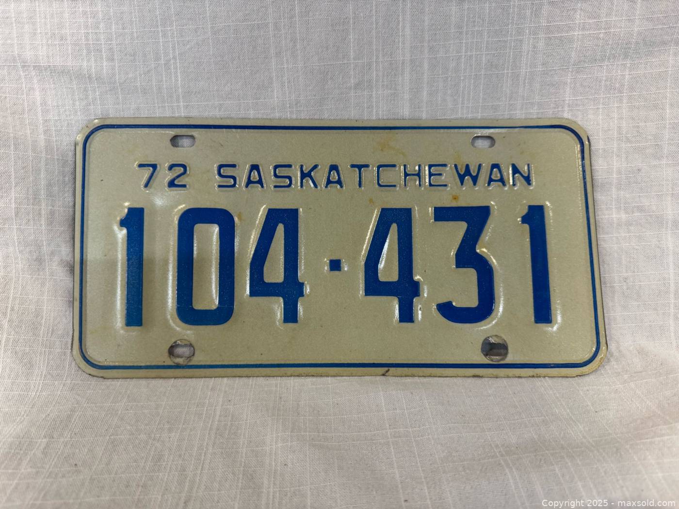 Vintage 1972 Saskatchewan license plate | Maxsold