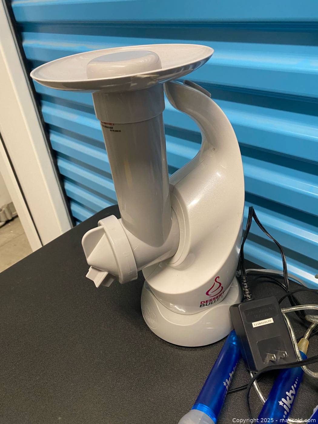 Dessert Bullet maker, karaoke unit with 2 mics, compact fan, knife ...