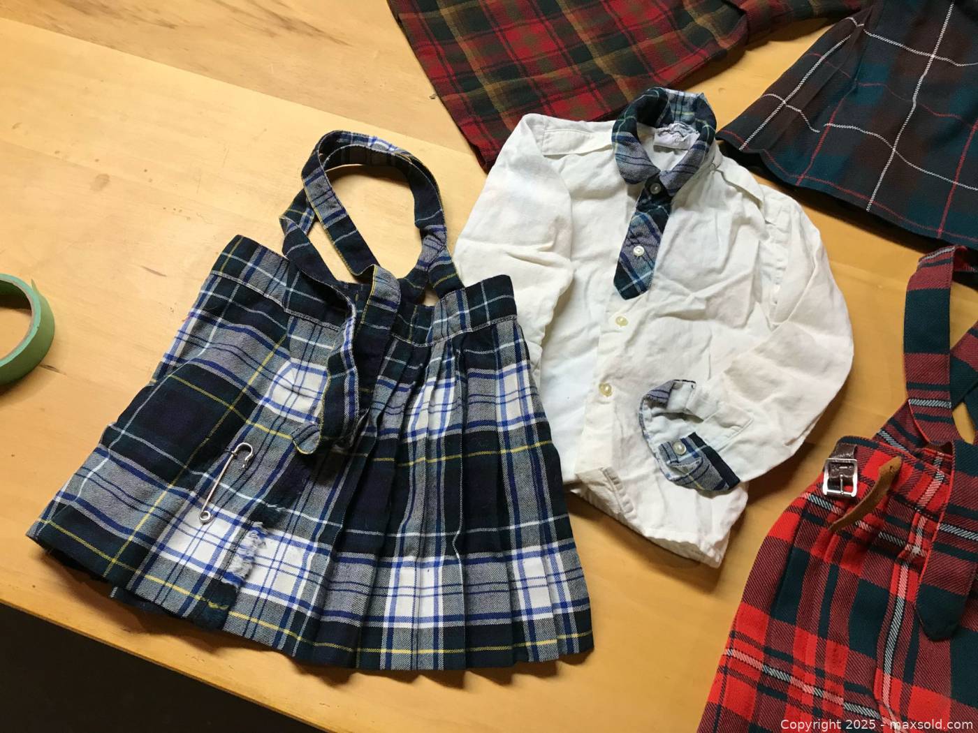 Vintage girls plaid clothing | Maxsold