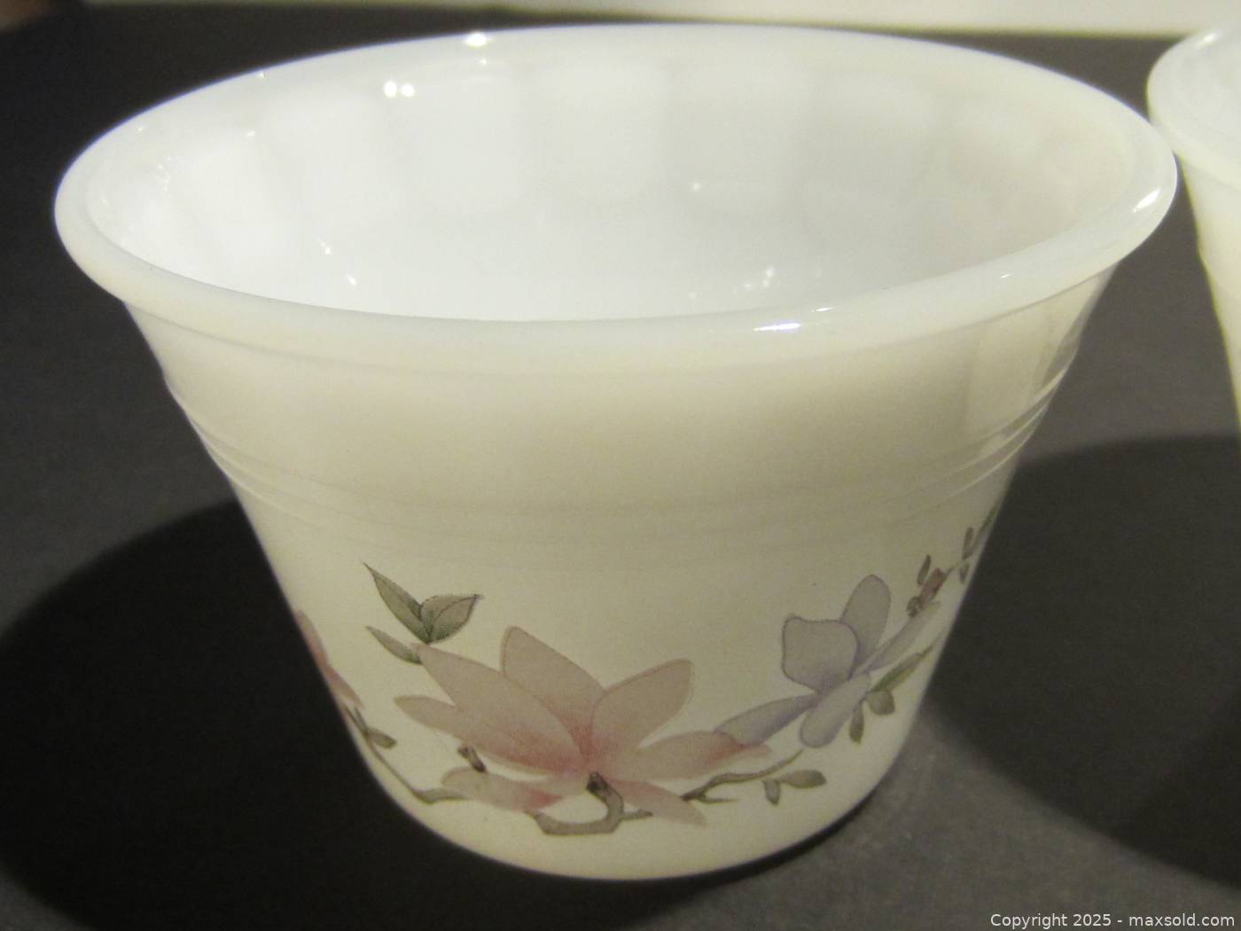 Indopal Compote Cups And Bowls | Maxsold