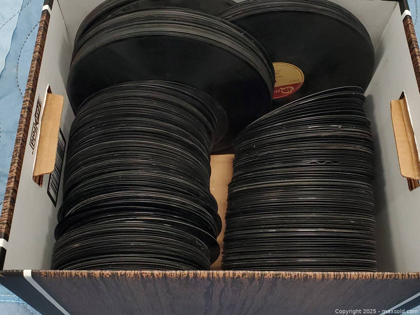 Box of Loose Vinyl Records 200+ | Maxsold