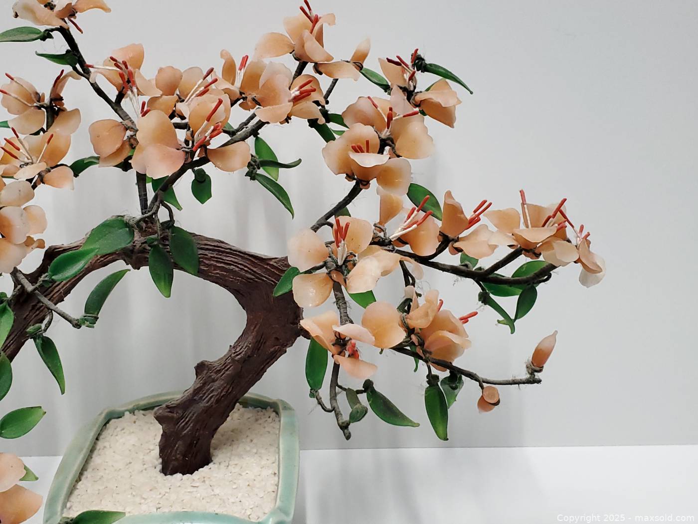 Chinese glass jade stone bonsai tree sculpture | Maxsold