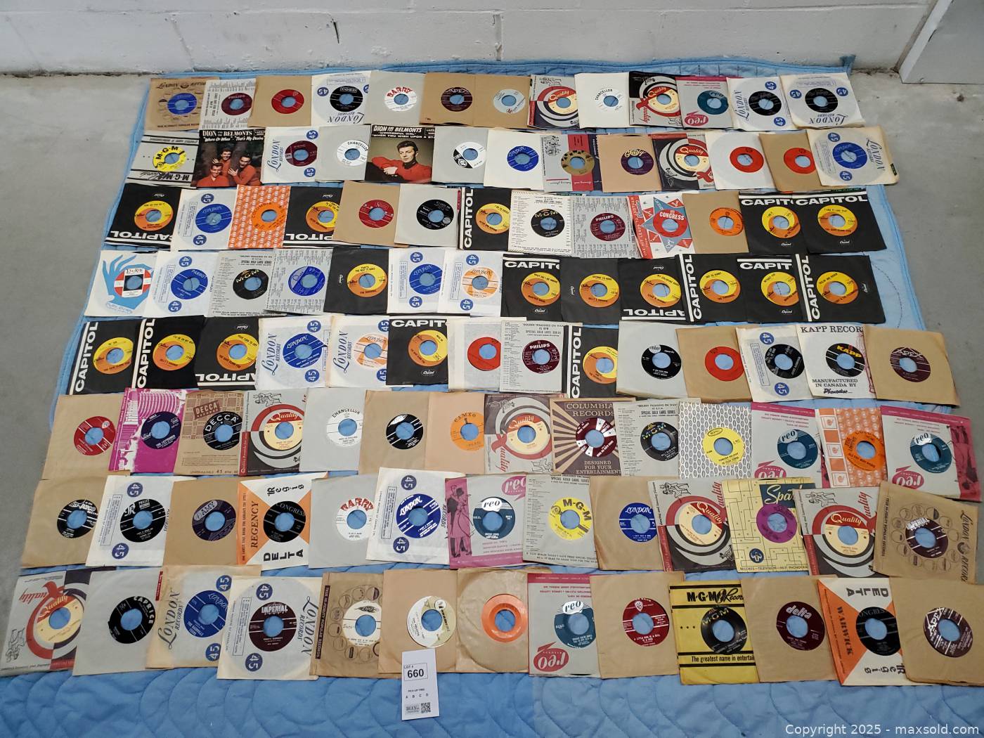 7-inch 45 RPM Vinyl Record Collection | Maxsold