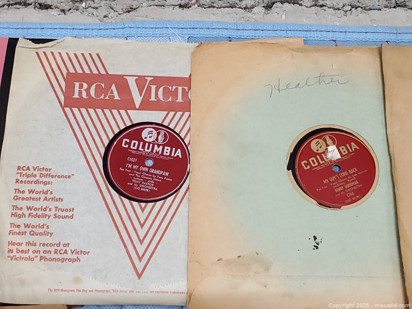 Shellac 78 RPM Record Collection | Maxsold