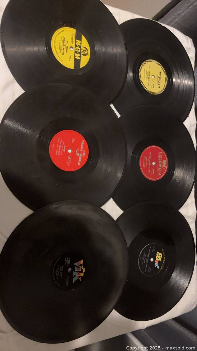 Assorted 78 RPM record collection | Maxsold