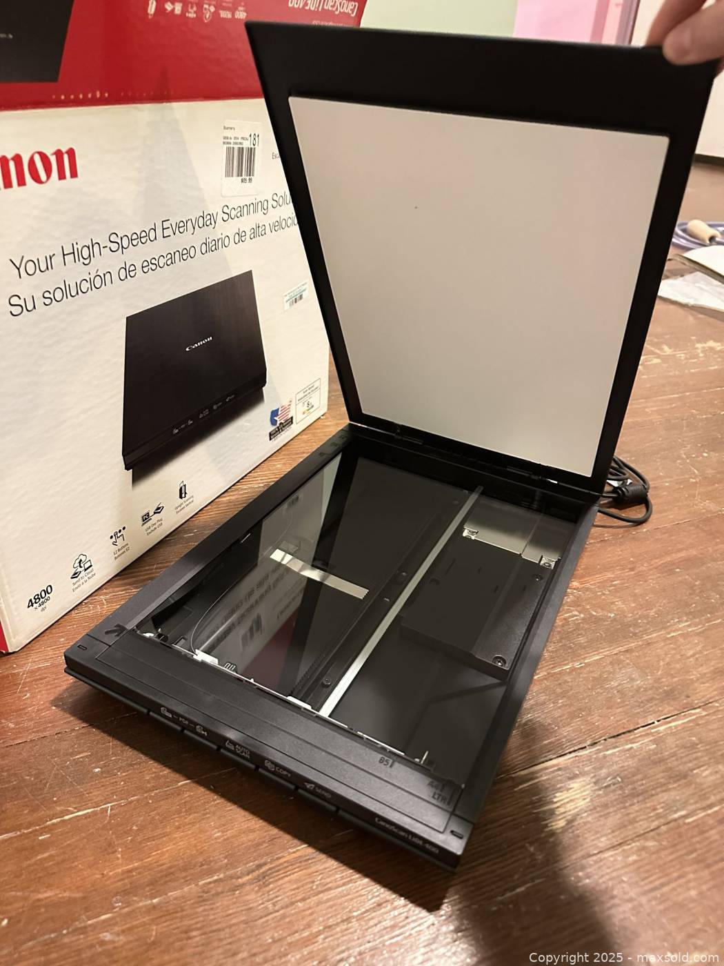 Canon CanoScan LiDE 400 flatbed scanner | Maxsold