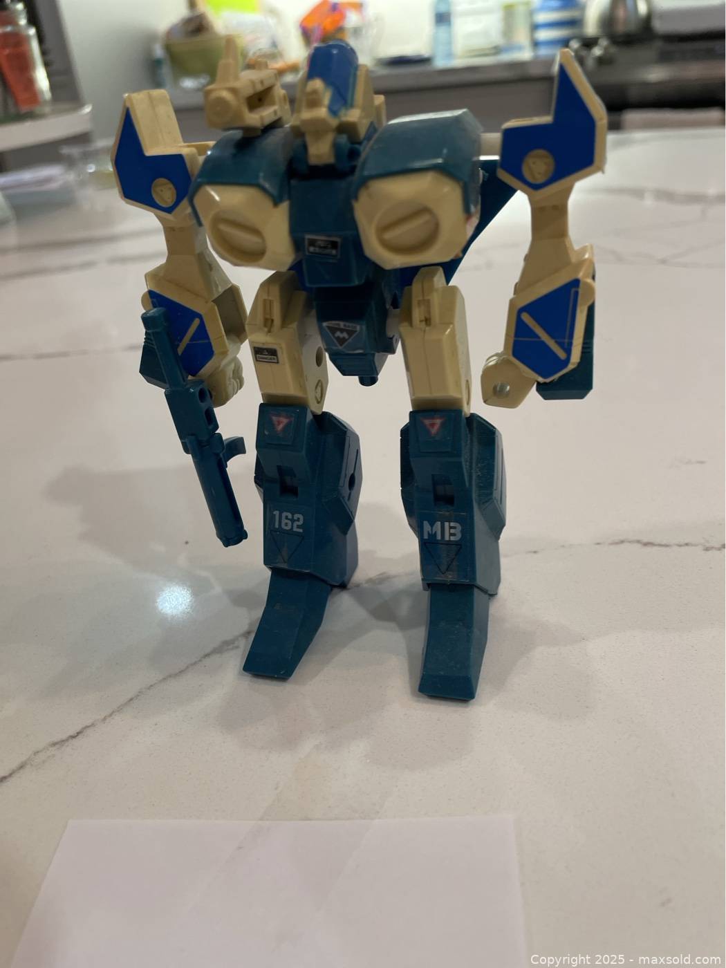 Robotech Alpha Veritech Fighter Toy 1985 | Maxsold