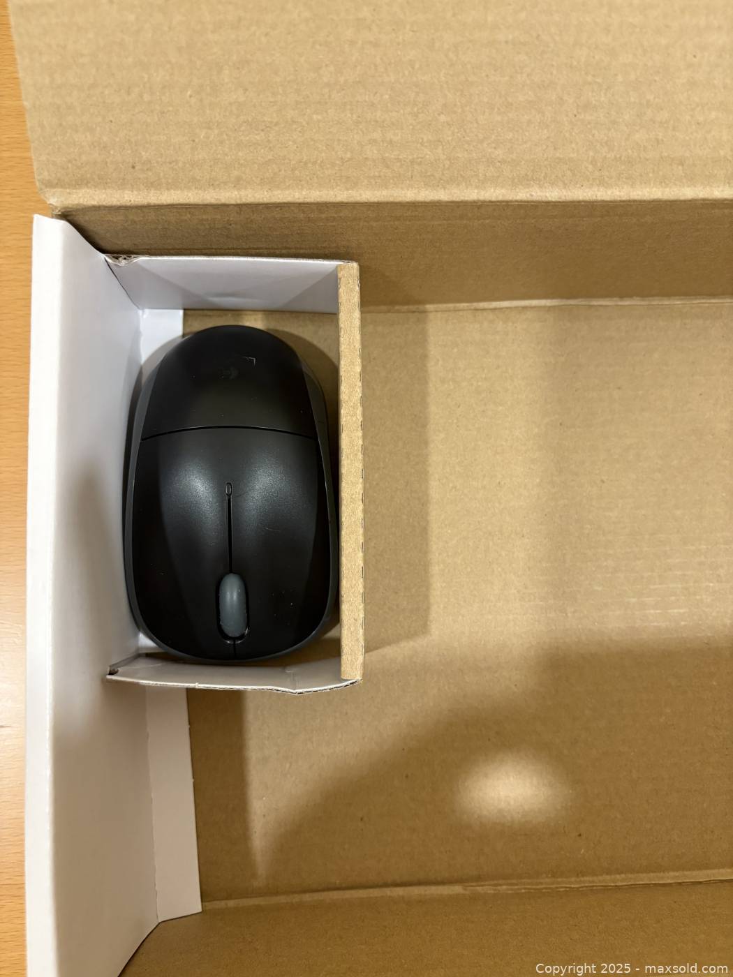 Logitech MK320 Wireless Keyboard & Mouse | Maxsold