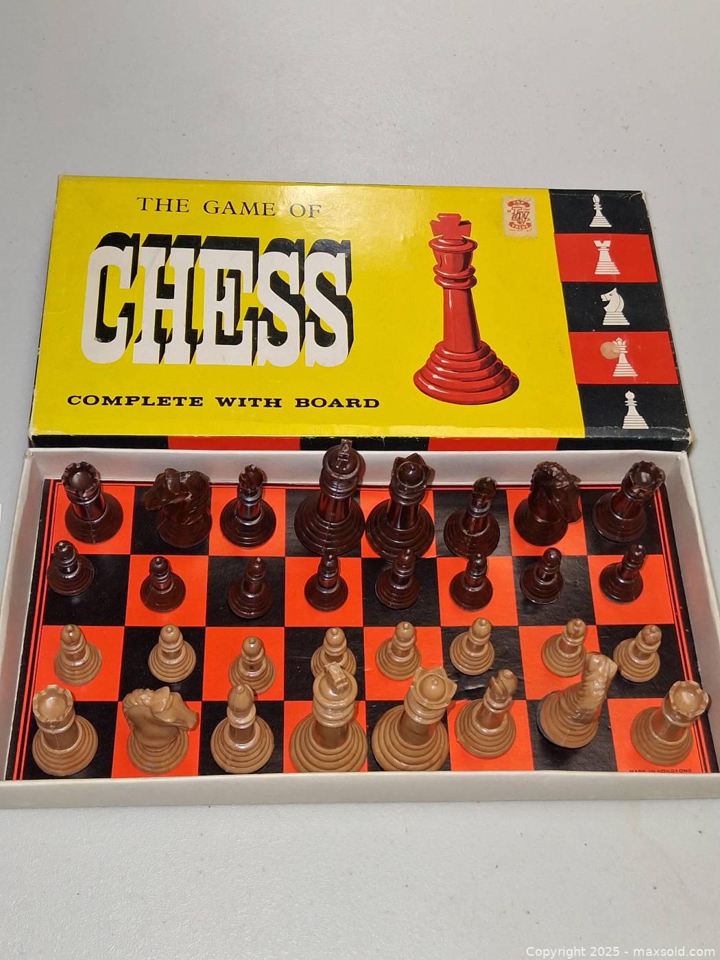 Complete travel chess set | Maxsold