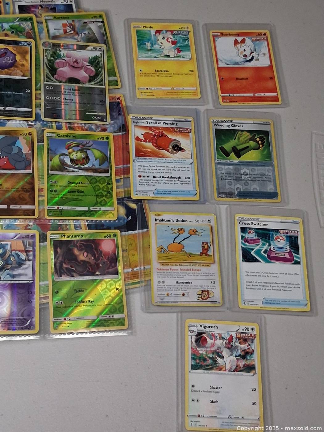 Pokémon TCG mixed card binder pages | Maxsold