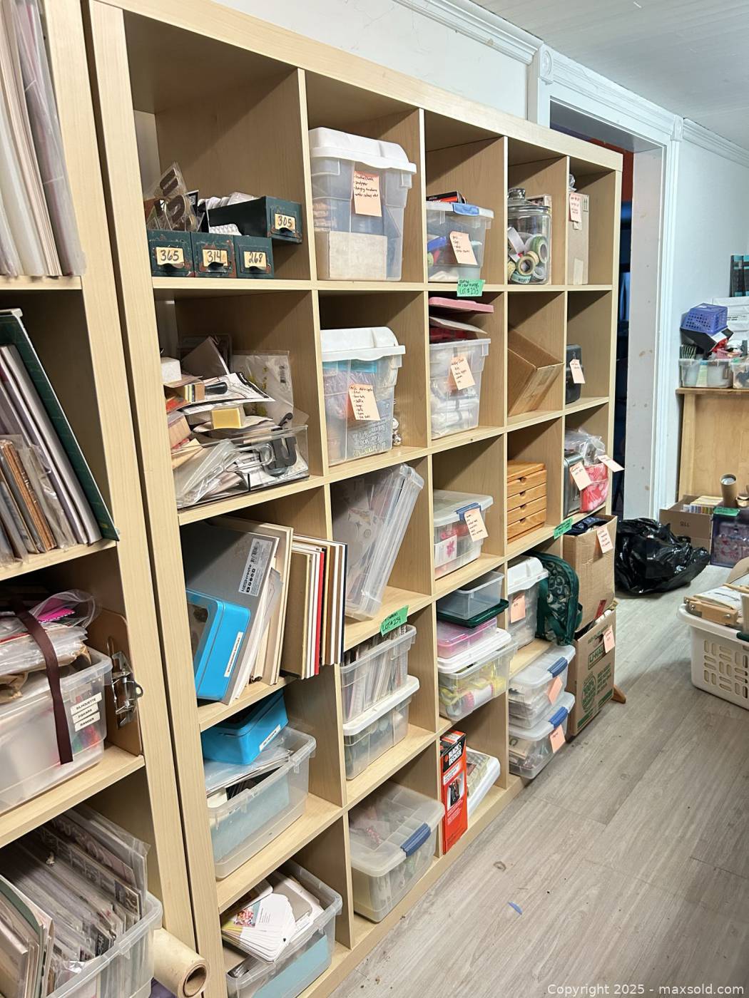 5x5 cube storage shelving unit light maple | Maxsold