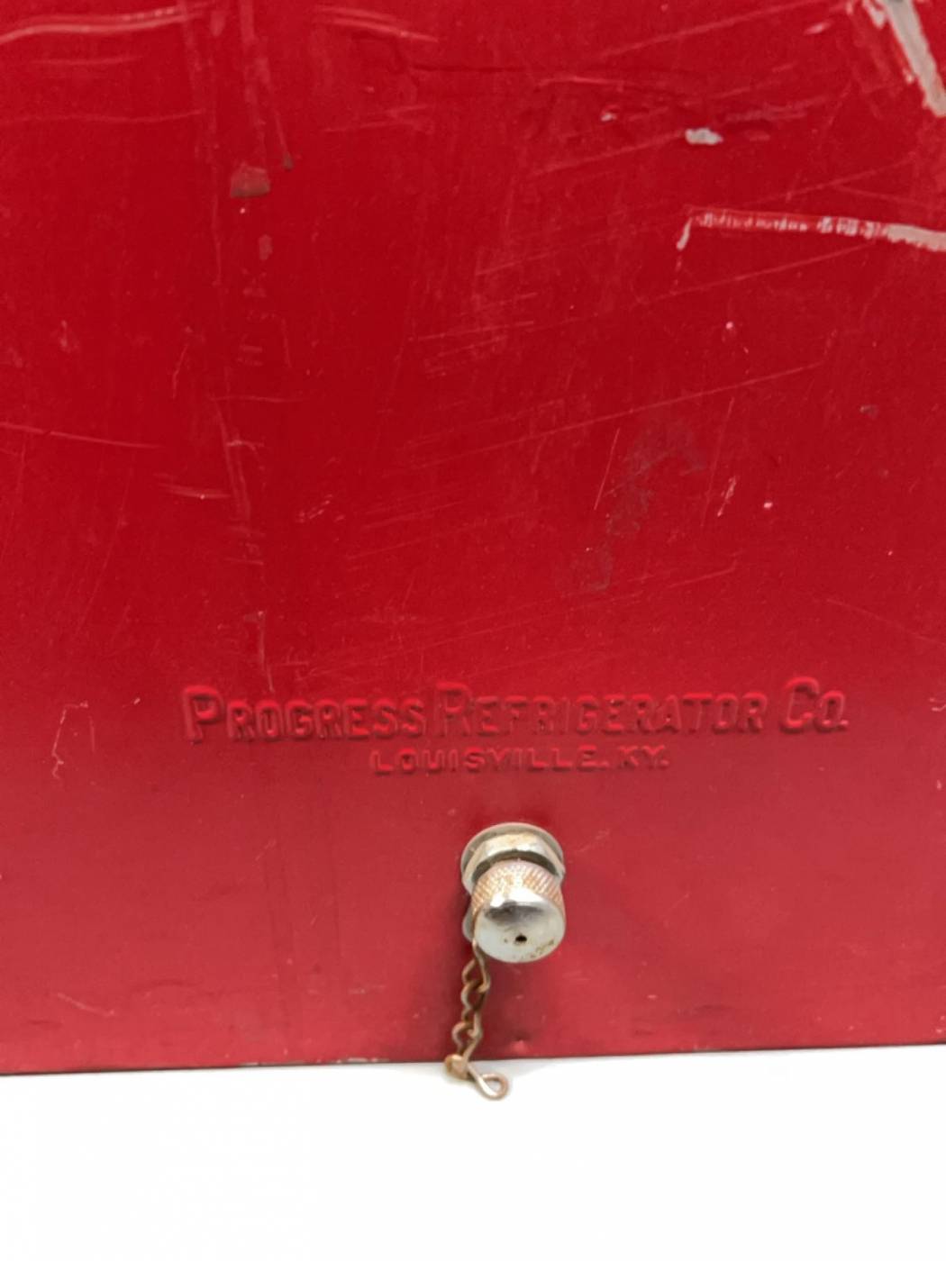 Progress Refrigerator Co red metal cooler | Maxsold