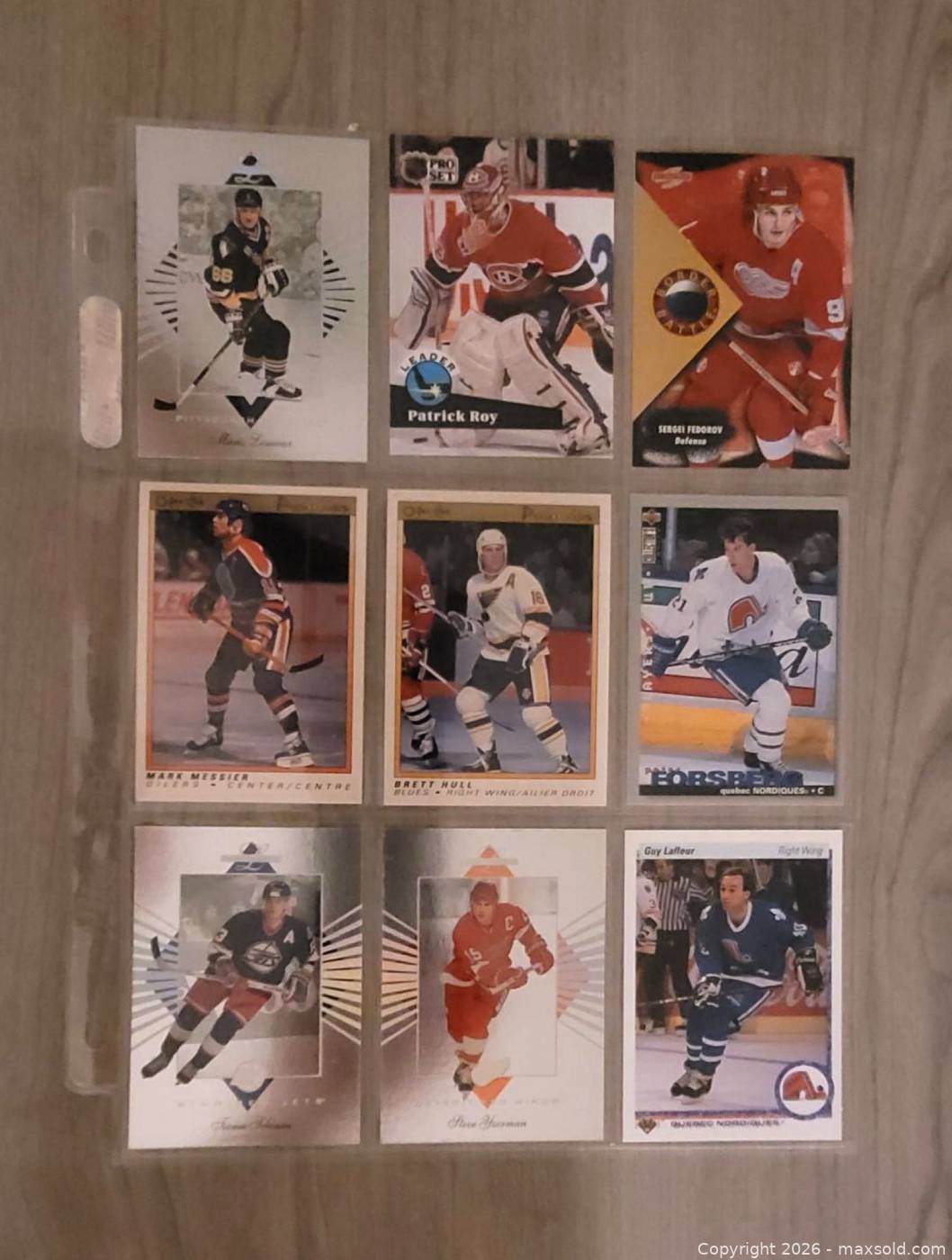 Nine mint early-90s NHL superstar cards | Maxsold