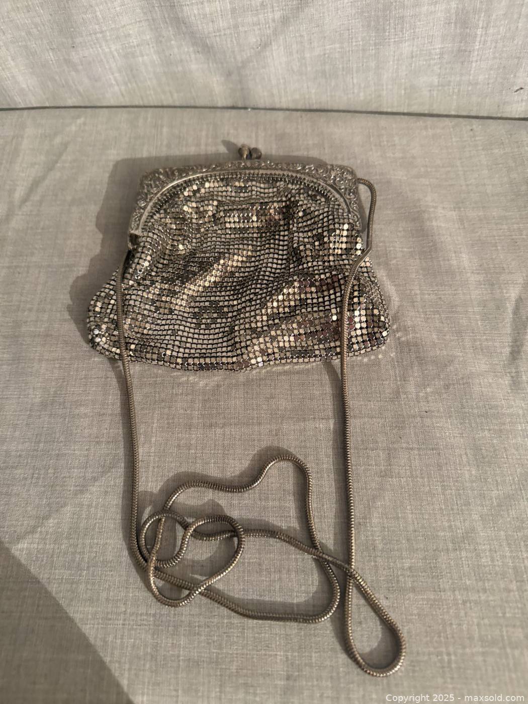 Jeanne Lottie silver-tone mesh evening purse | Maxsold