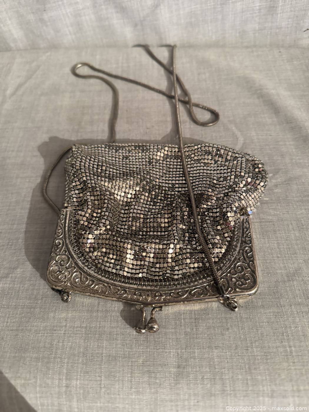 Jeanne Lottie silver-tone mesh evening purse | Maxsold