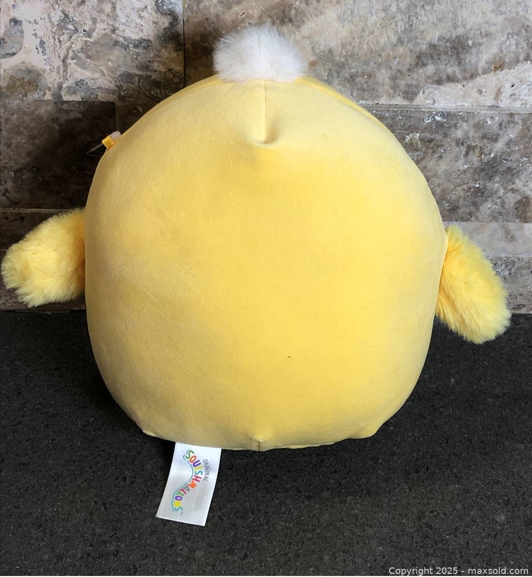 Squishmallows Aimee Chick Plush | Maxsold