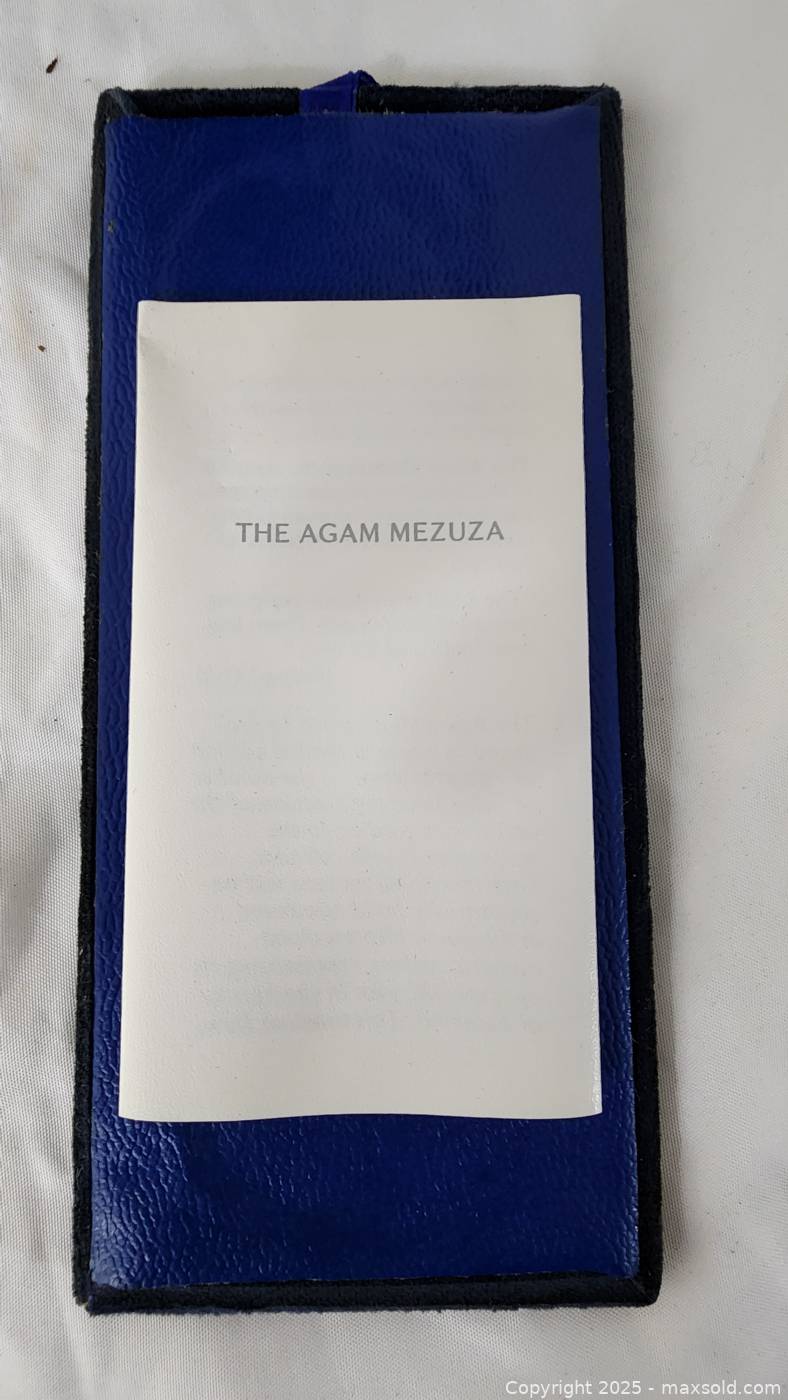 Yaacov Agam Cut Crystal Mezuzah in Box | Maxsold