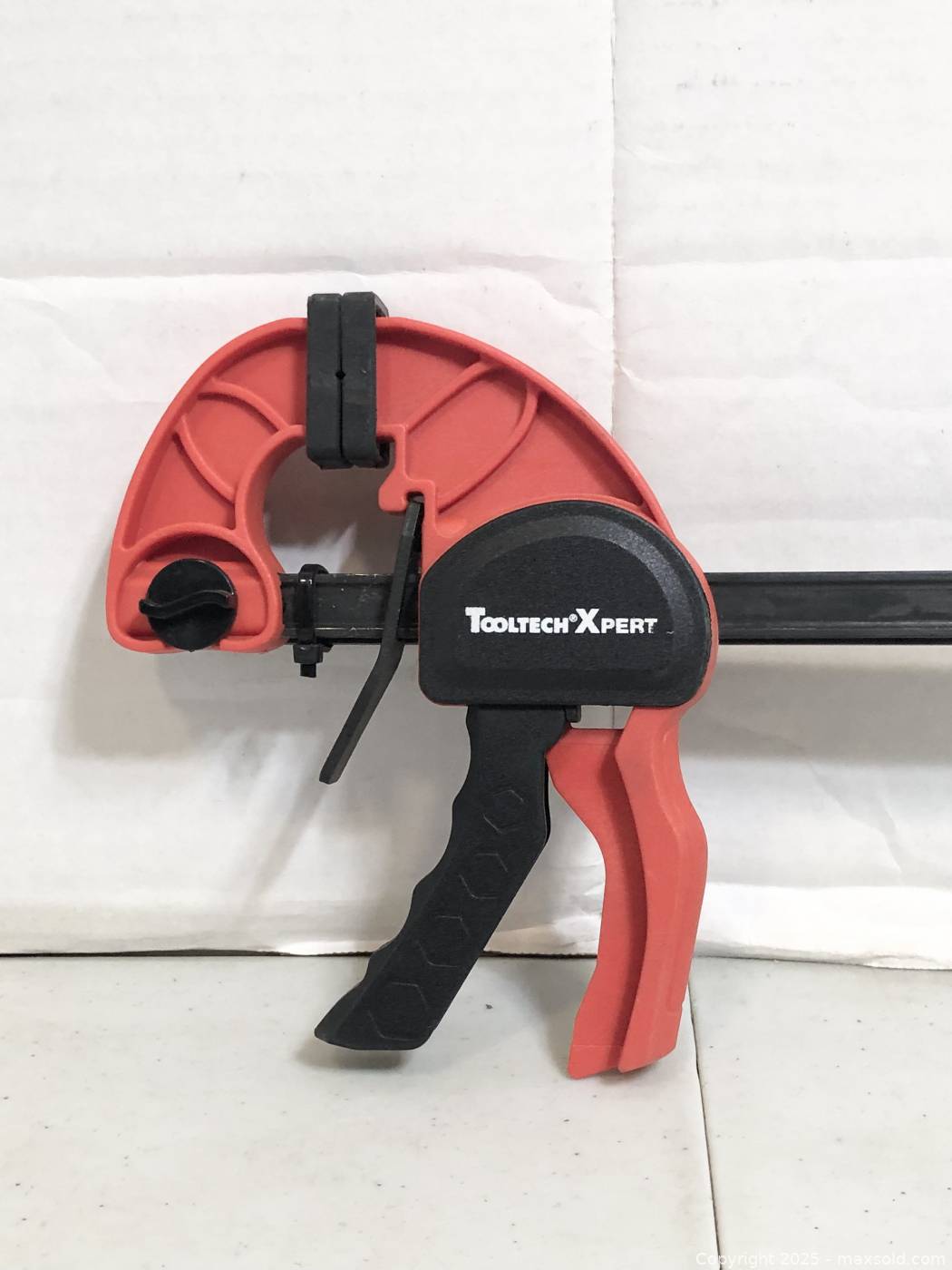 2 Pc 24" Tooltech Quick-Action Bar Clamps | Maxsold