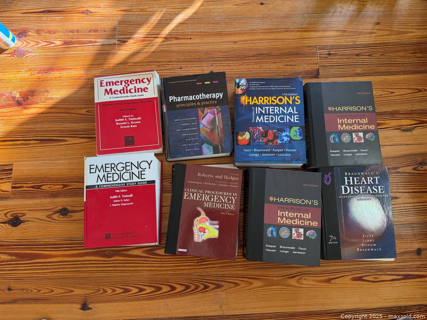 Lot of 9 Medical Textbooks | Maxsold