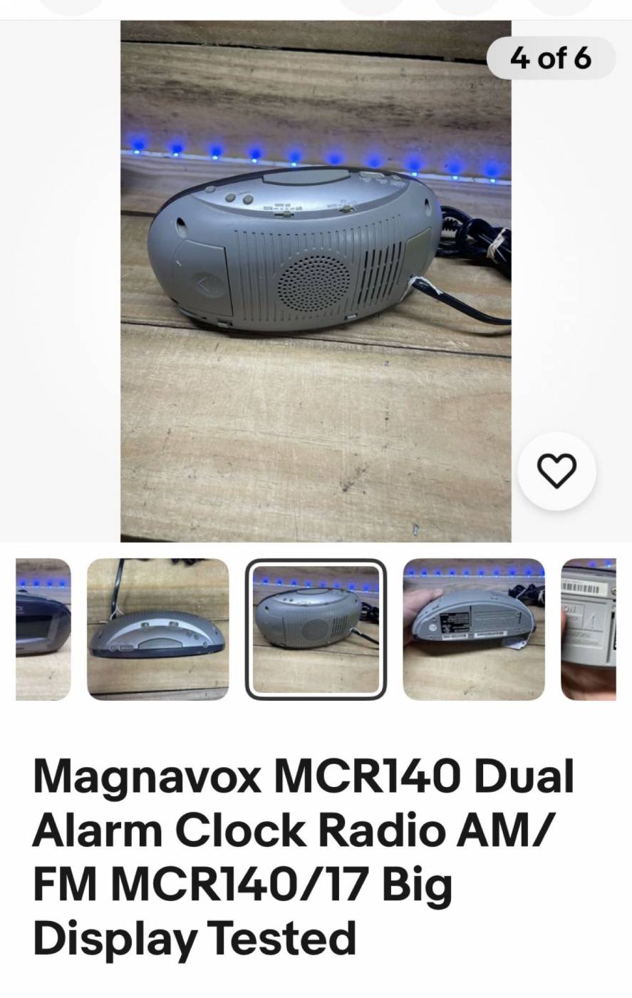 Magnavox digital dual alarm clock radio | Maxsold