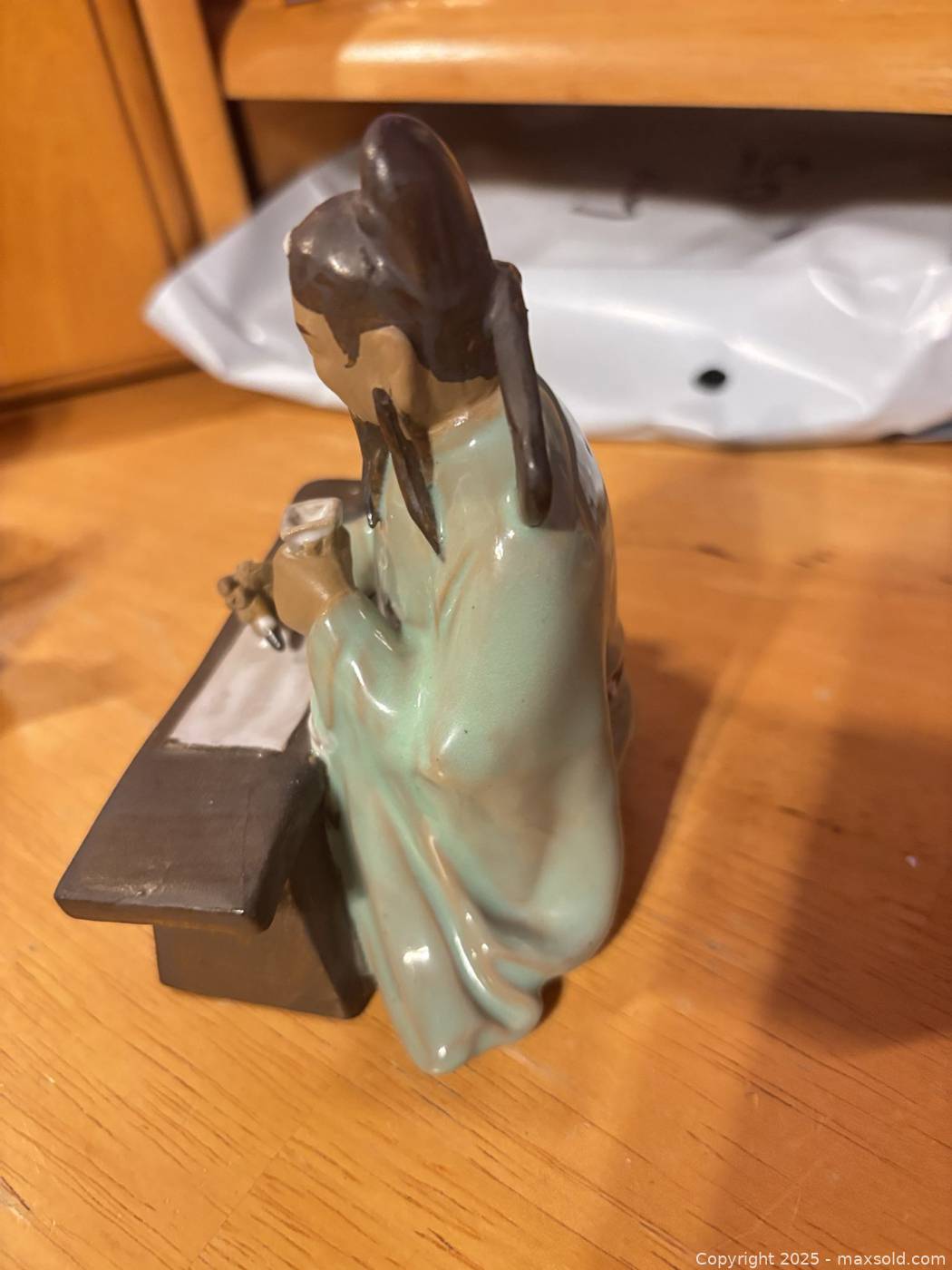Shiwan ceramic scholar figurine | Maxsold