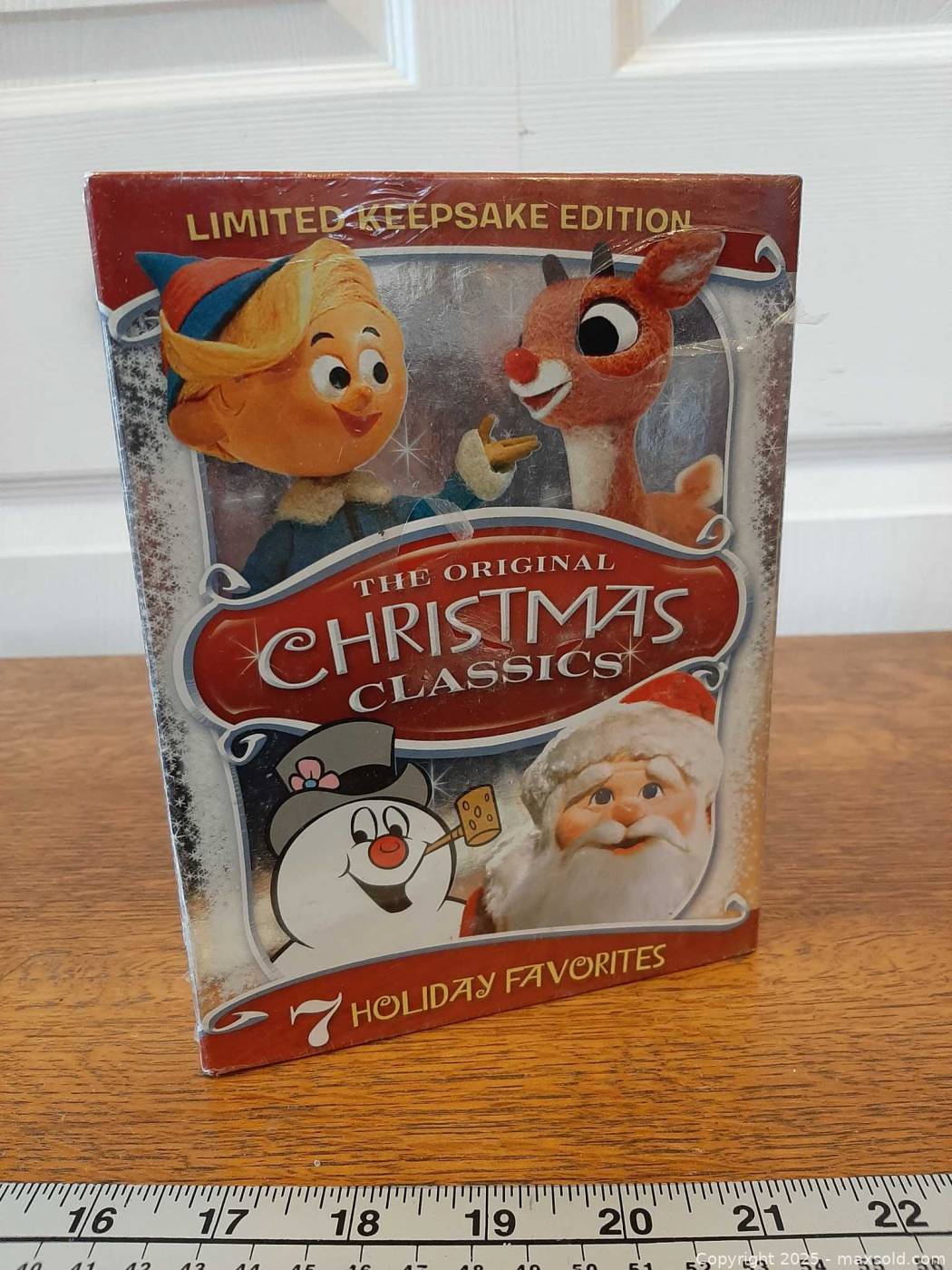 The Original Christmas Classics DVD box set | Maxsold