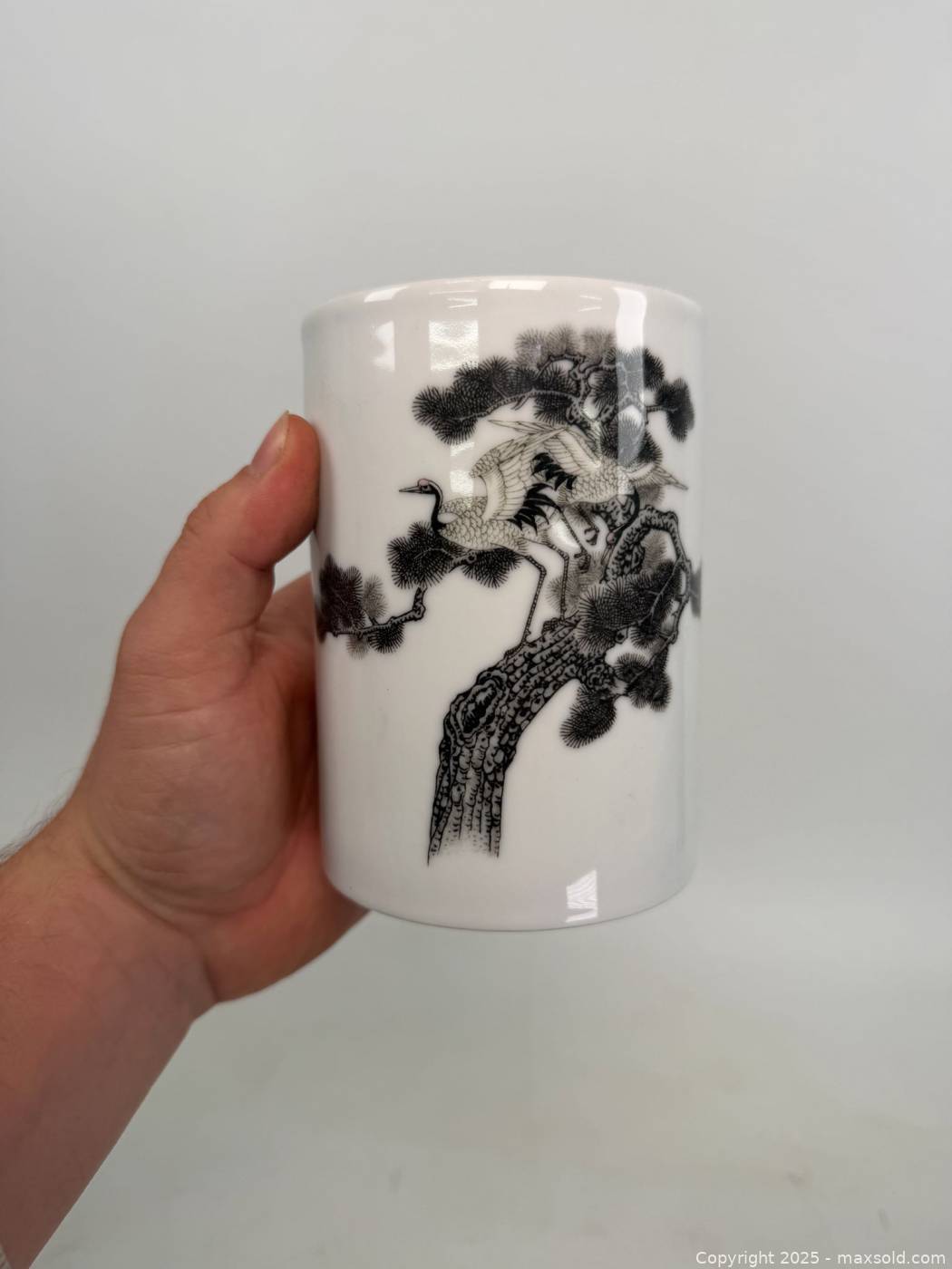 Chinese porcelain crane brush pot | Maxsold