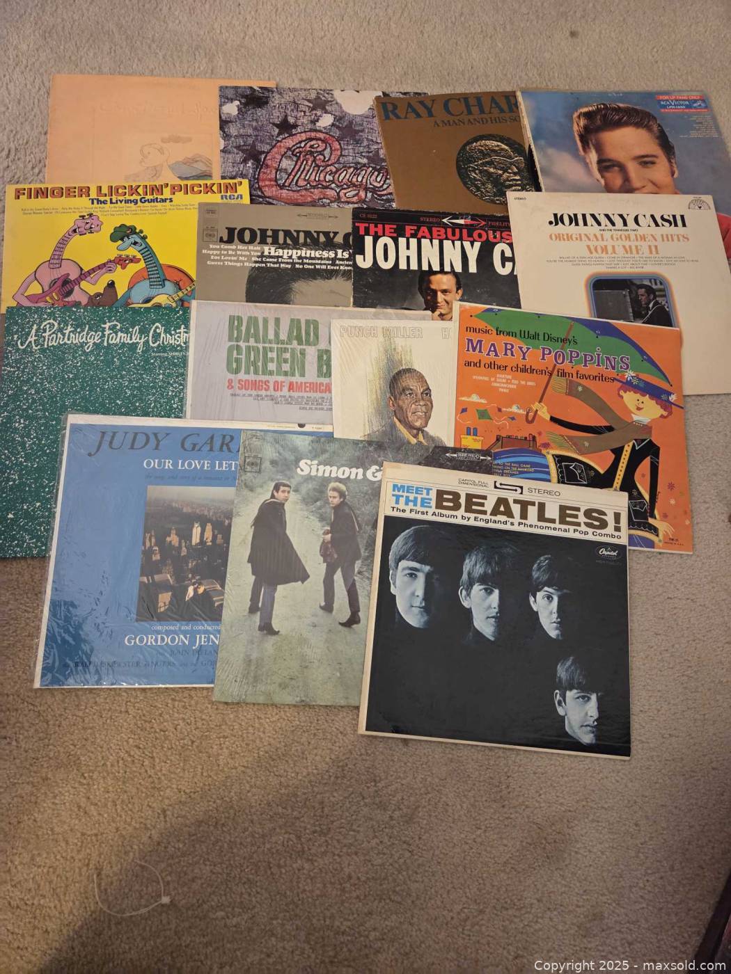 Vintage vinyl LP record collection | Maxsold