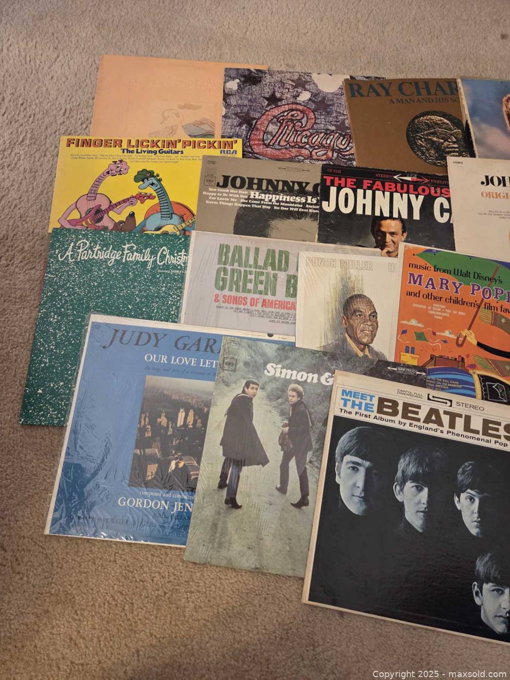 Vintage vinyl LP record collection | Maxsold