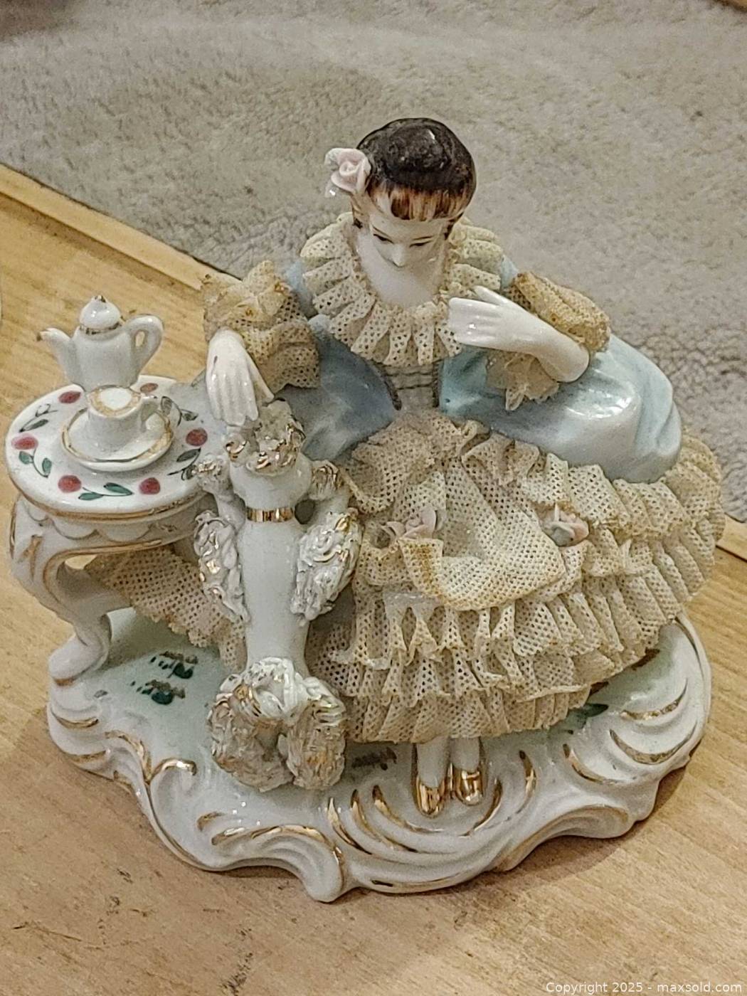 Royal Bavarian porcelain lace figurine | Maxsold