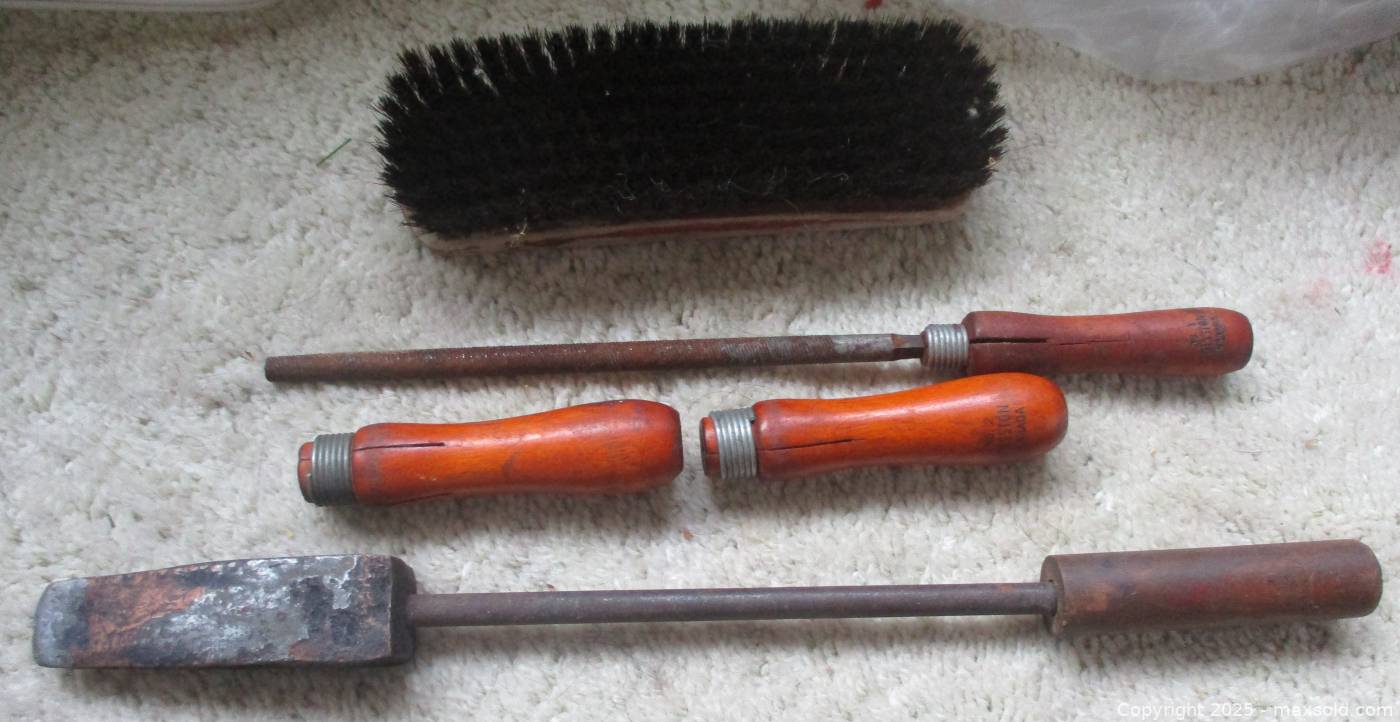 Copper head blacksmith hammer, brush, handles, rod | Maxsold