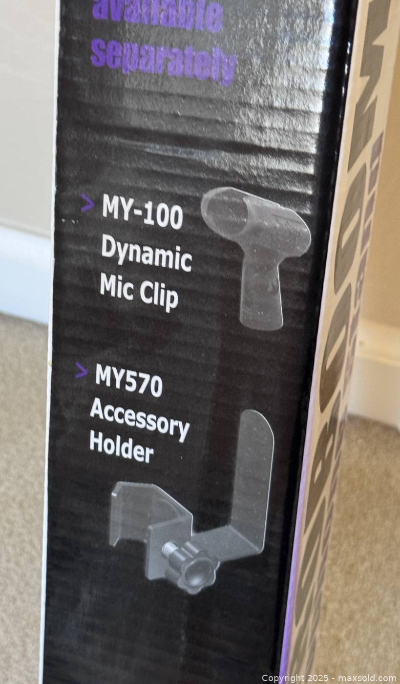 Sennheiser e835 mic & Euroboom stand NIB | Maxsold