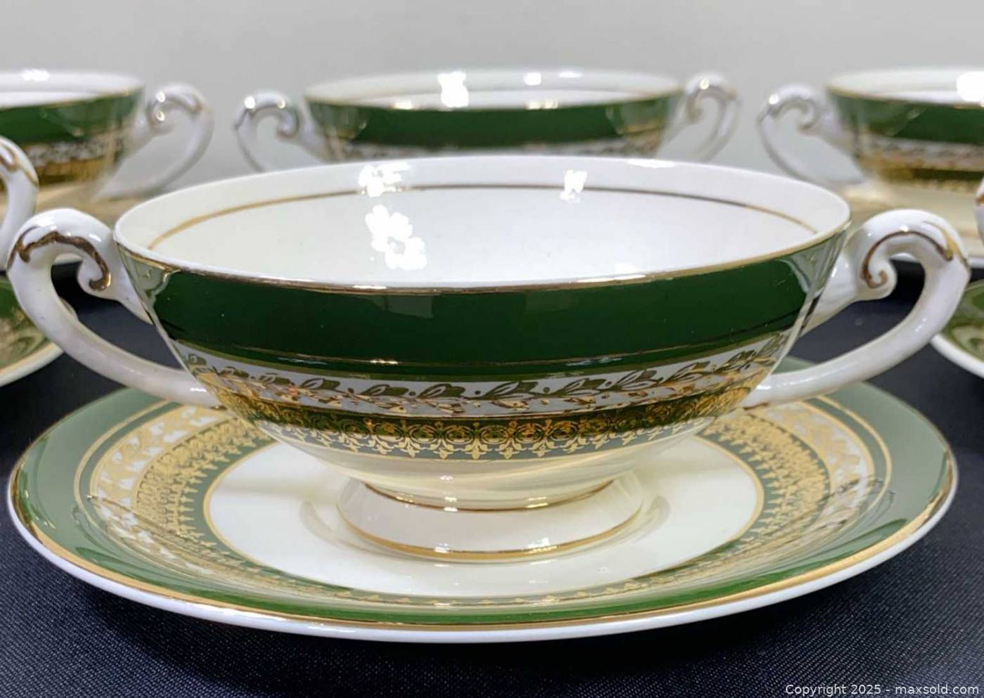 Myott Son & Co green band dinnerware set | Maxsold