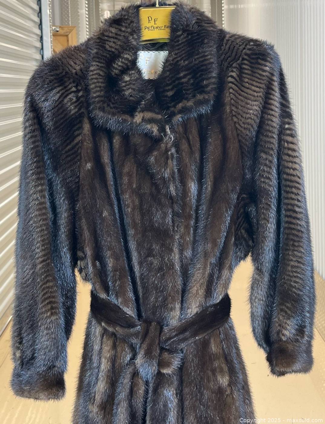 Vintage brown mink full-length belted fur coat | Maxsold