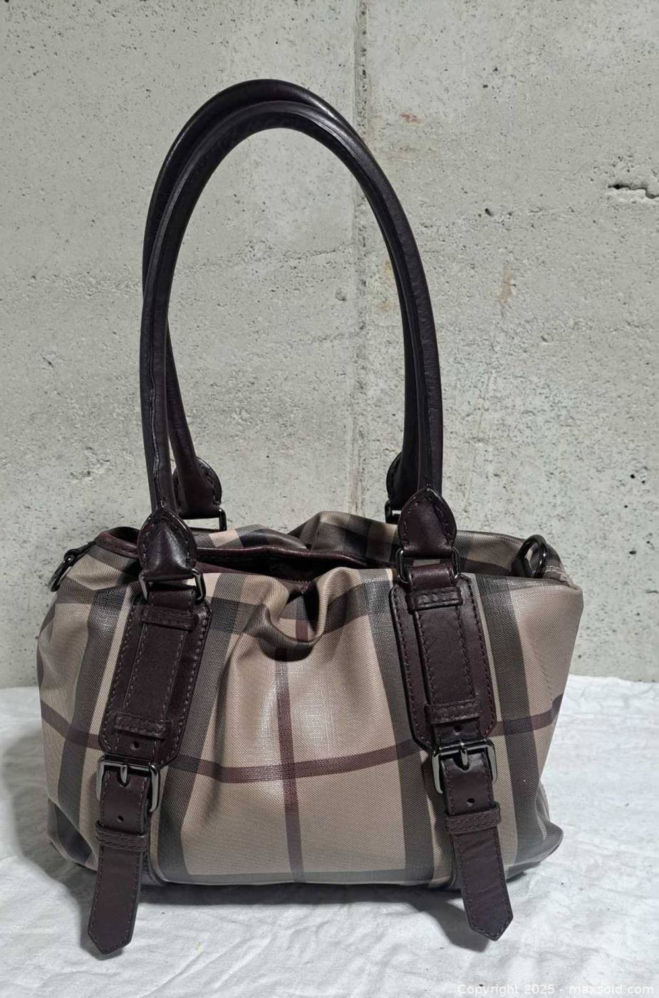 Burberry Smoke Check PVC Northfield medium tote bag | Maxsold