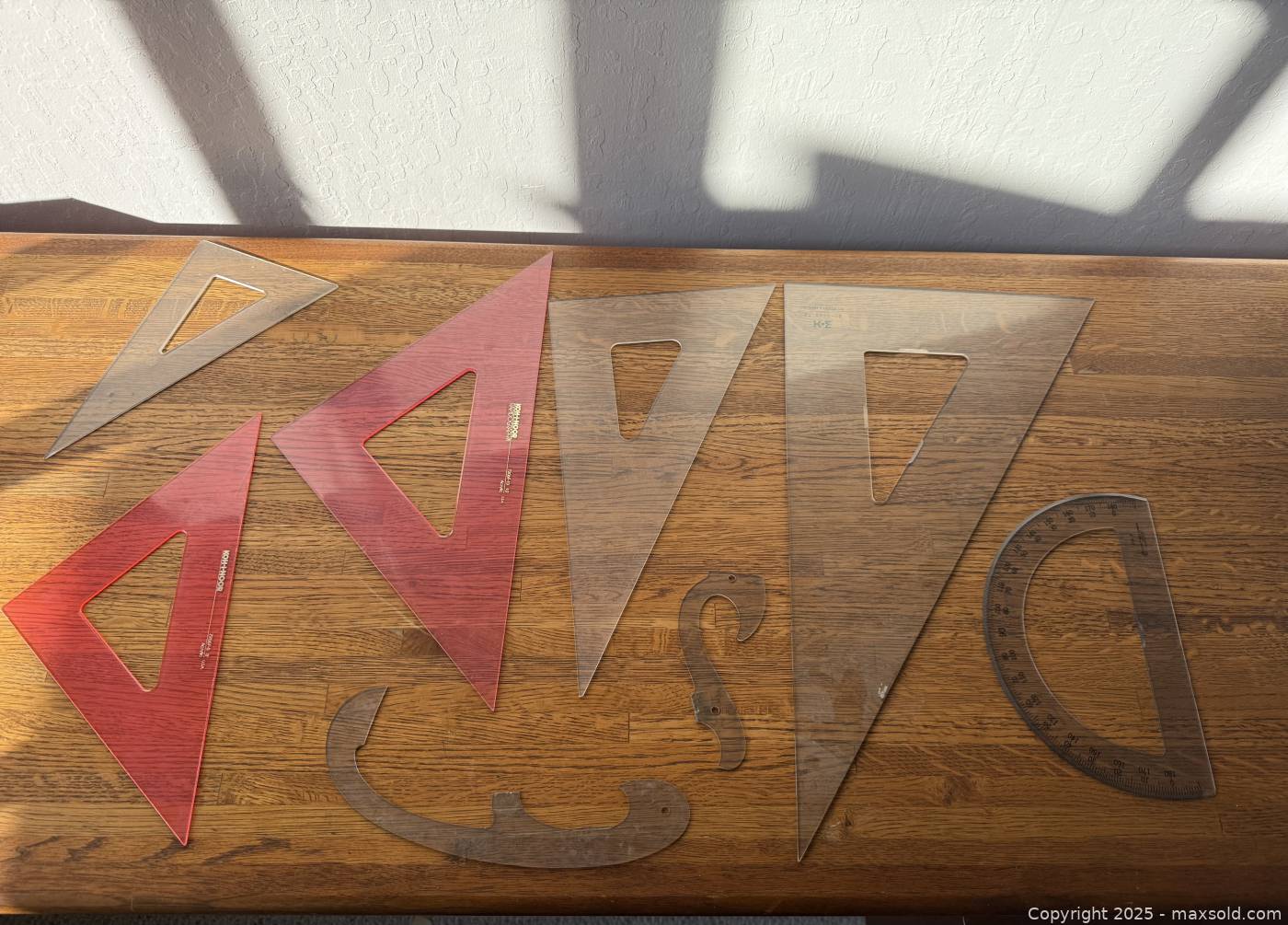 Acrylic drafting triangles, protractor and French curves | Maxsold